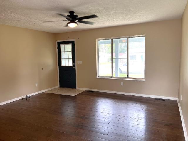 305 Scarlet Oak Lane