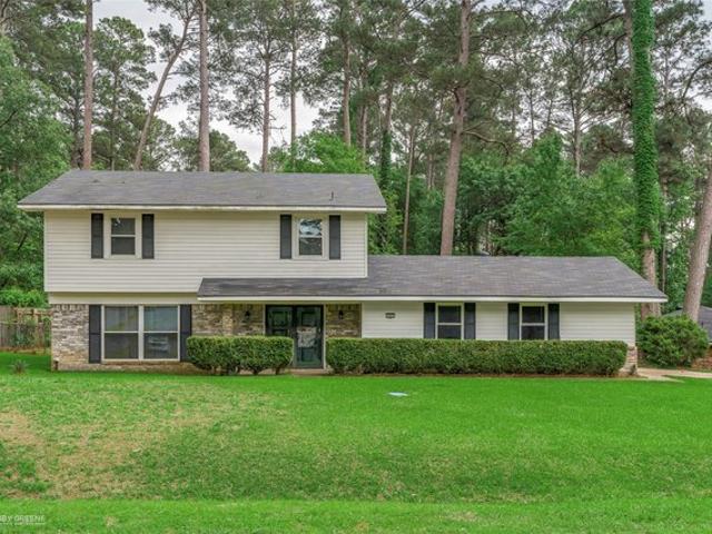 305 Short Leaf Dr, Haughton, LA 71037