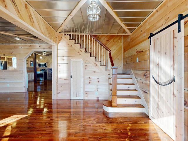 305 Simpkins Lane