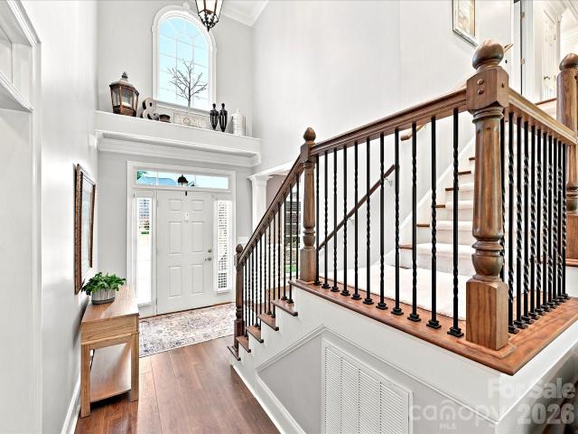 305 Spurs Court