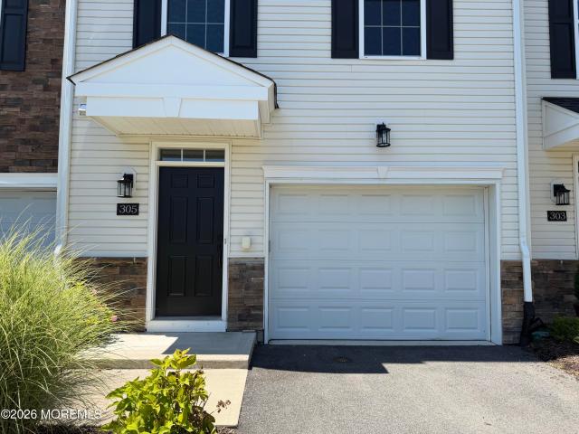 305 Spirit Way