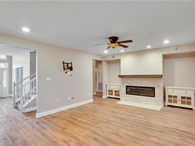 305 Stallion Court