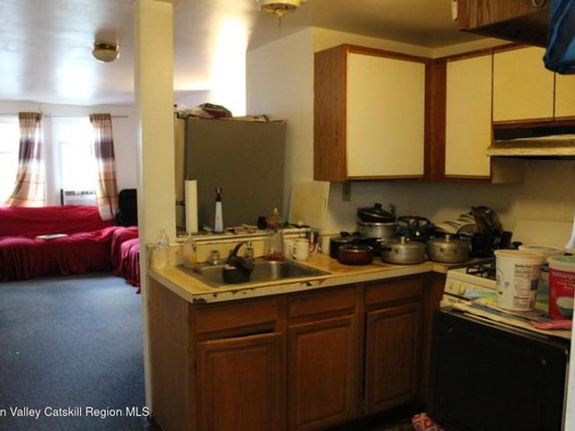 305 State St, Hudson, NY 12534