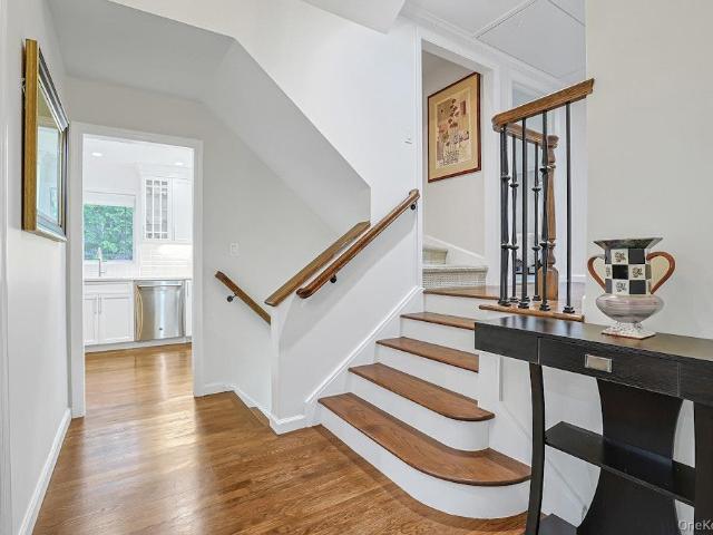 305 Stratton Road