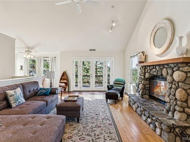 305 Summit Rd, Lake Arrowhead, CA 92352