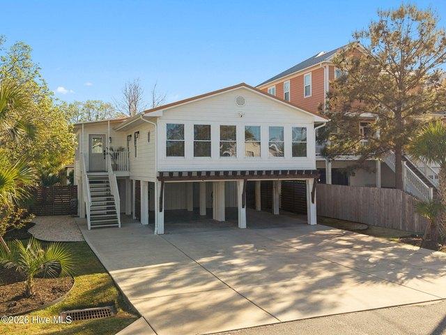 305 Sumter Ave, Carolina Beach, NC 28428