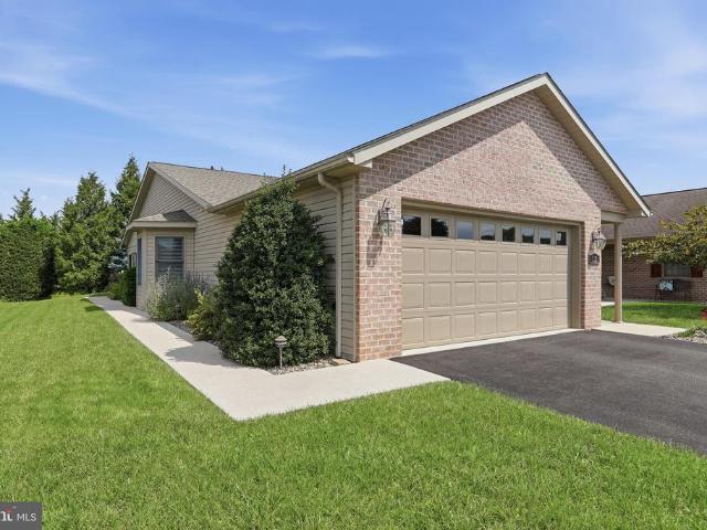 305 Sunbrook Drive