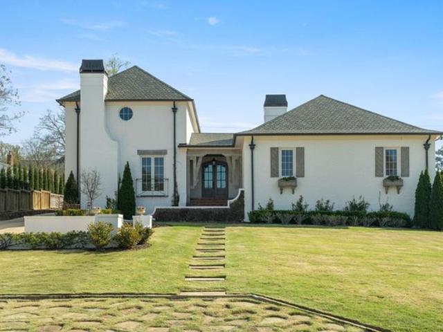 305 Sunset Dr, Vestavia Hills, AL 35216