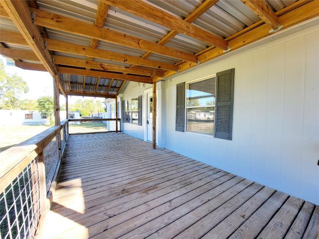 305 Paddock 7