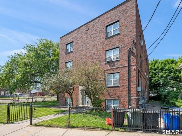 305 Parrott Ave, Bridgeport, CT 06606