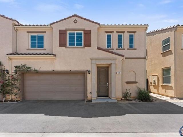 305 Paseo Gusto Unit 220, Palm Desert, CA 92211
