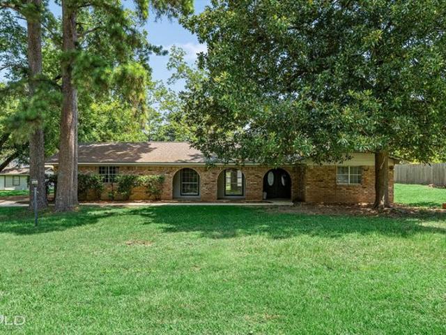 305 Pecan Dr, Shreveport, LA 71106