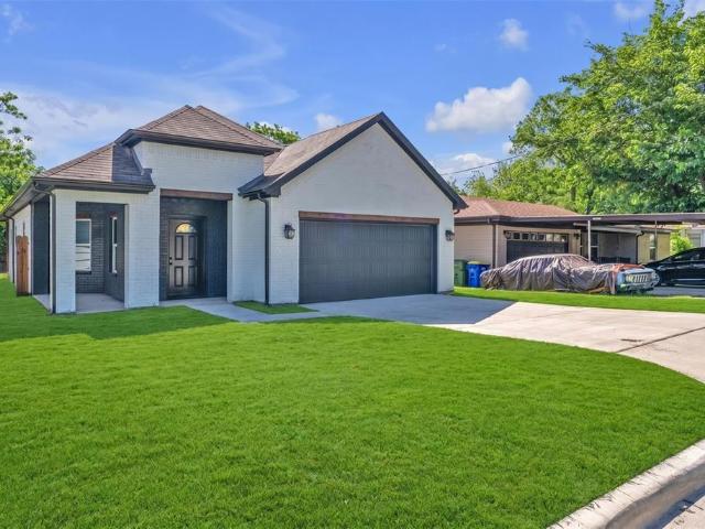 305 Pemberton St, White Settlement, TX 76108 | MLS #21249