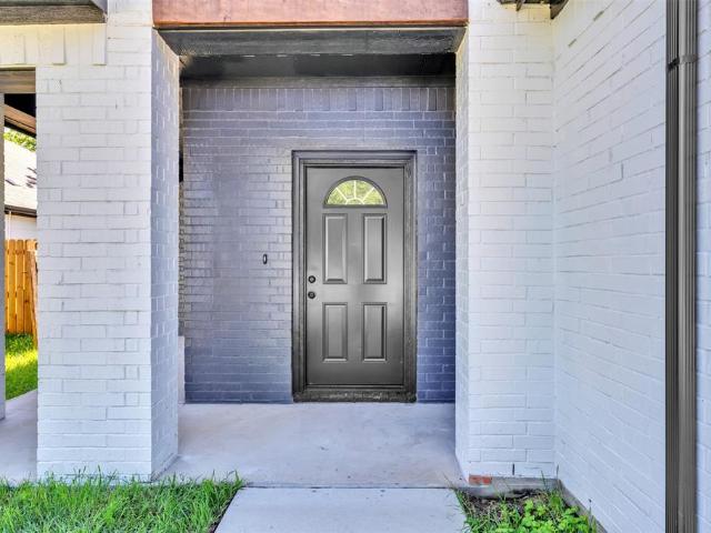 305 Pemberton Street