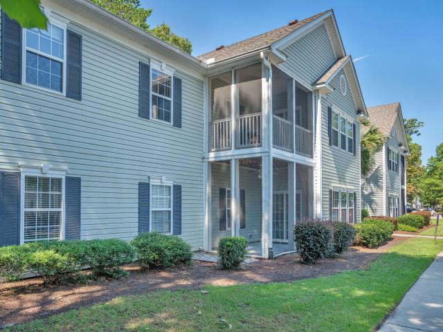 305 Pickering Lane