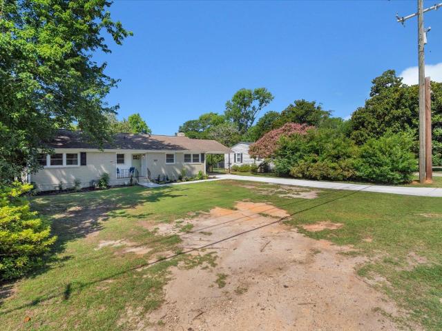 305 Pine Knoll Drive