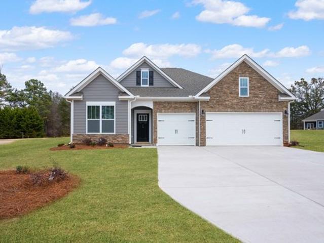 305 Plowshare Ct, Westminster, SC 29693