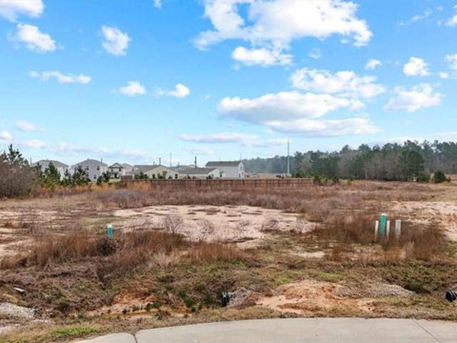 305 Road 5102, Cleveland, TX 77327
