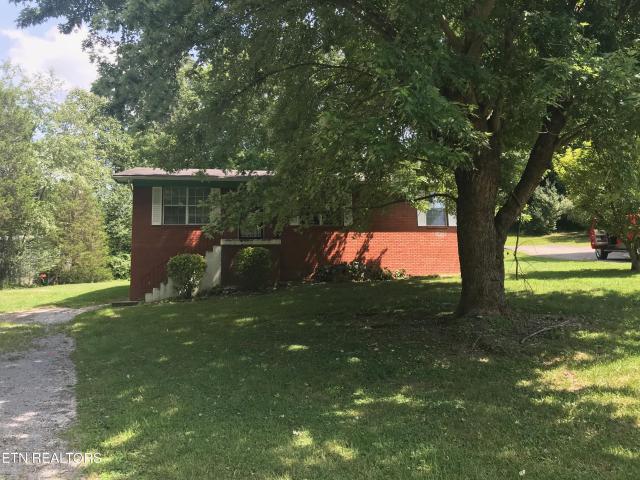 305 Reagan St