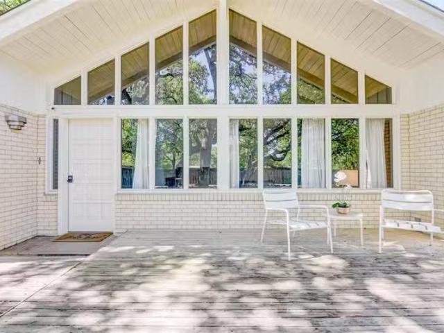 305 Reimer Ave, San Marcos, TX 78666
