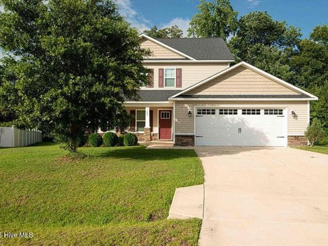 305 Ridge Land Ct, Maysville, NC 28555