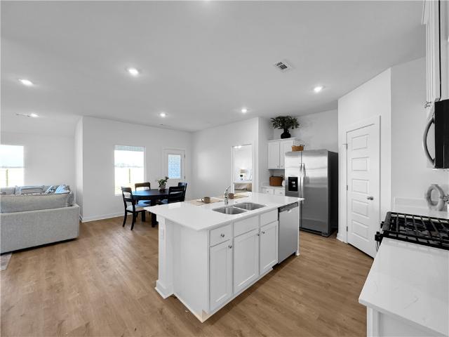 305 Ruggles Street