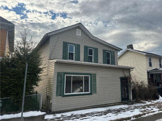 305 W 9th Ave, Tarentum, PA 15084 | MLS #1735 | Compass