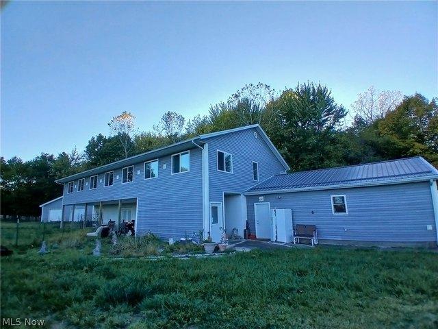 305 W 10th St, Sycamore, OH 44882