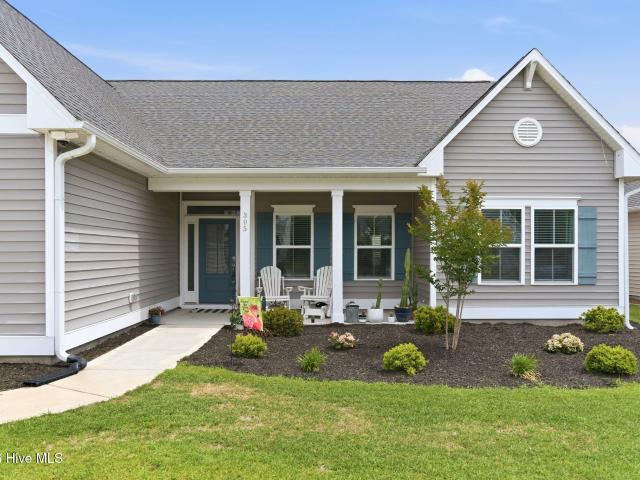 305 W Weatherbee Way
