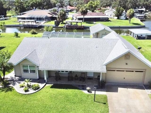 305 W Delaware St, Tavares, FL 32778