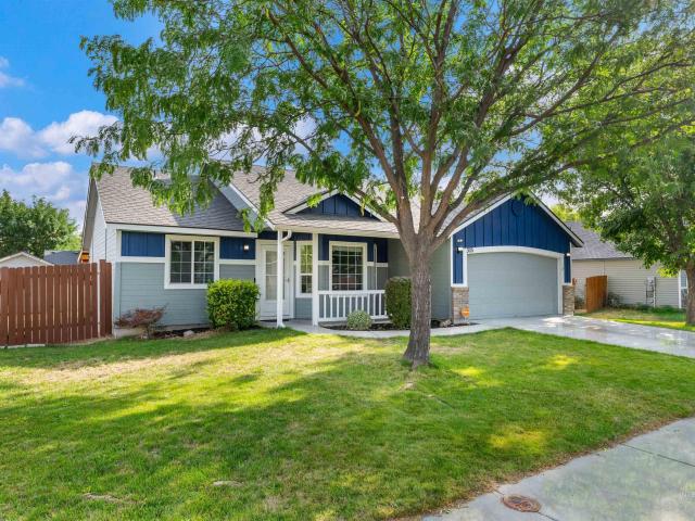 305 W Quaking Aspen Ln