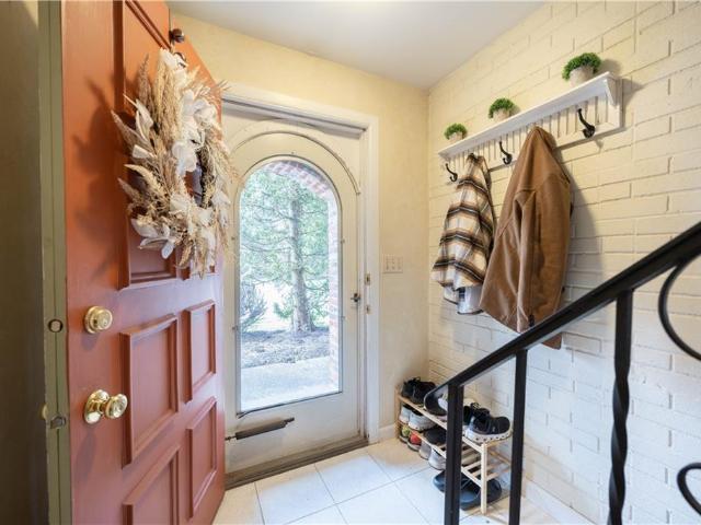 305 Woodbridge Dr, Pittsburgh, PA 15237 | MLS #1747 | Compass