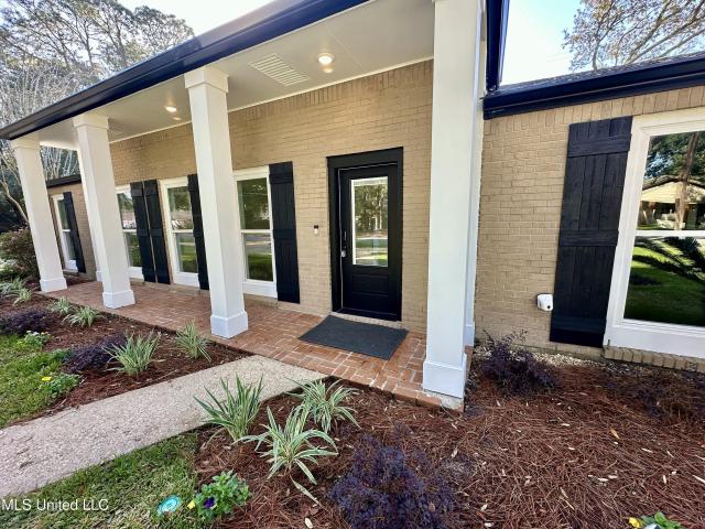 305 Westview Dr, Biloxi, MS 39531 | MLS #4134 | Compass