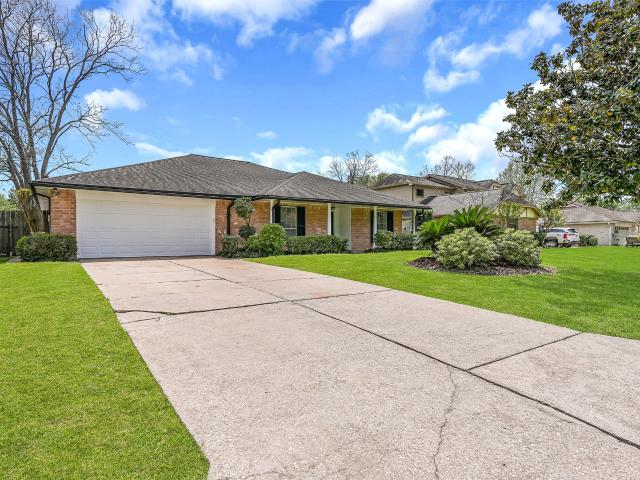 305 Westwood Drive
