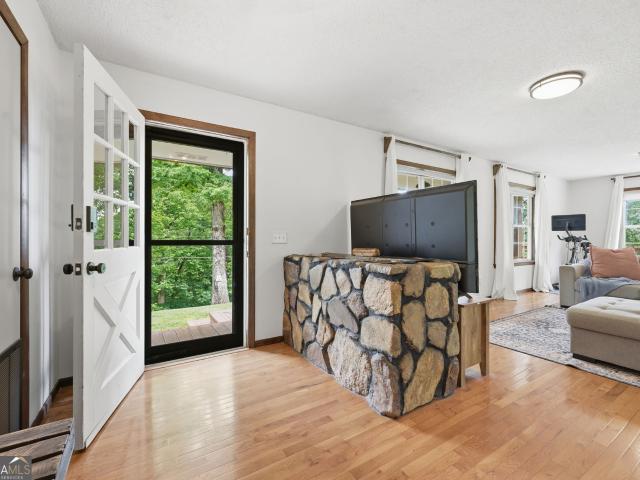 305 White Mountain