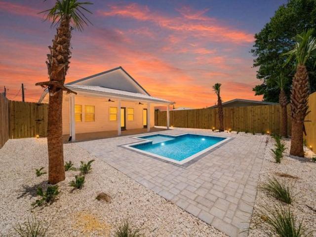 305 Tanaga St, Panama City Beach, FL 32413