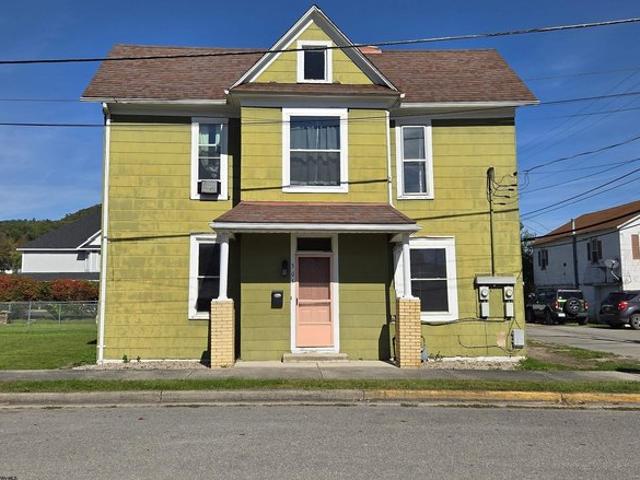 305 Third St, Parsons, WV 26287