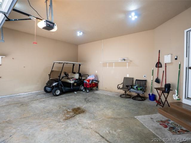 305 Thornsberry Road B