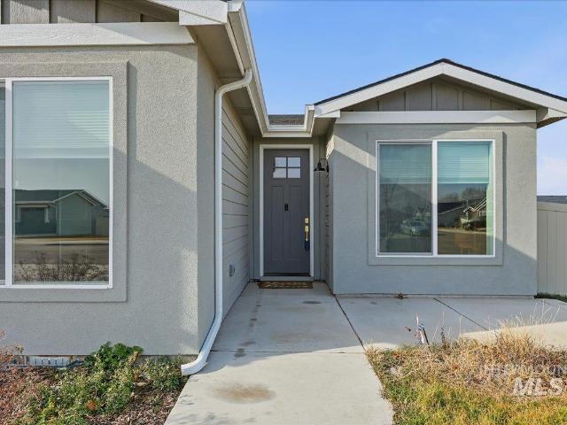 305 Tiffany Rose Way