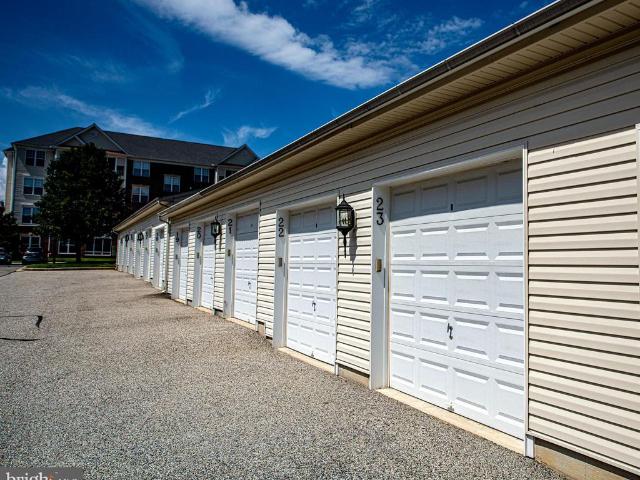 305 Tiree Court # 403