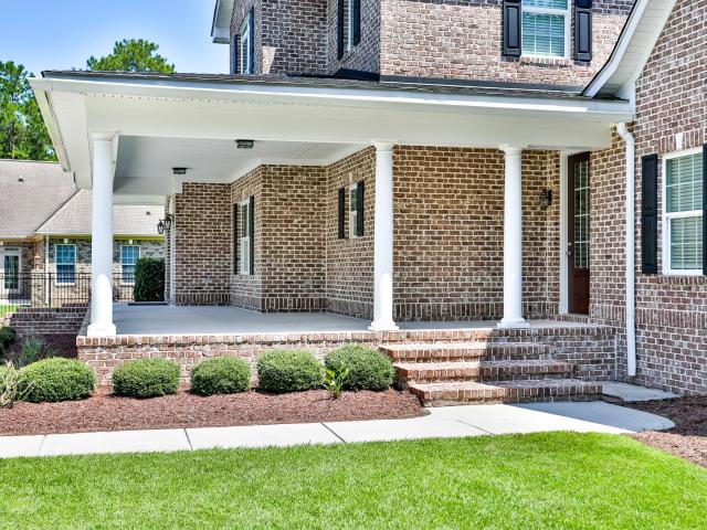 305 Triton Ct