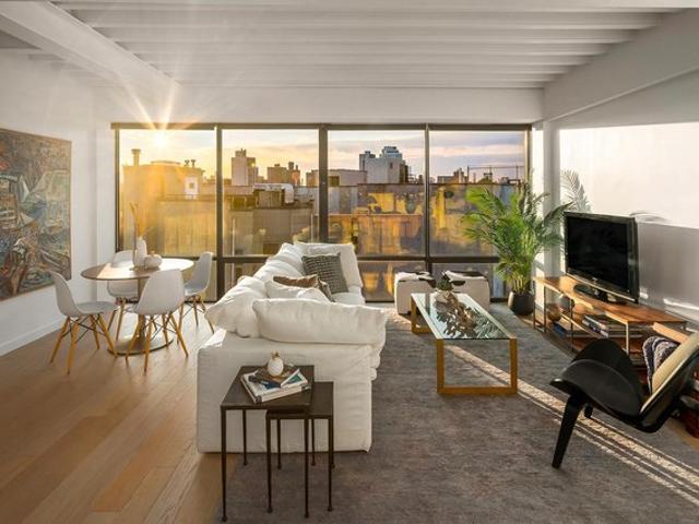 305 Union Ave Ph A, Brooklyn, NY 11211