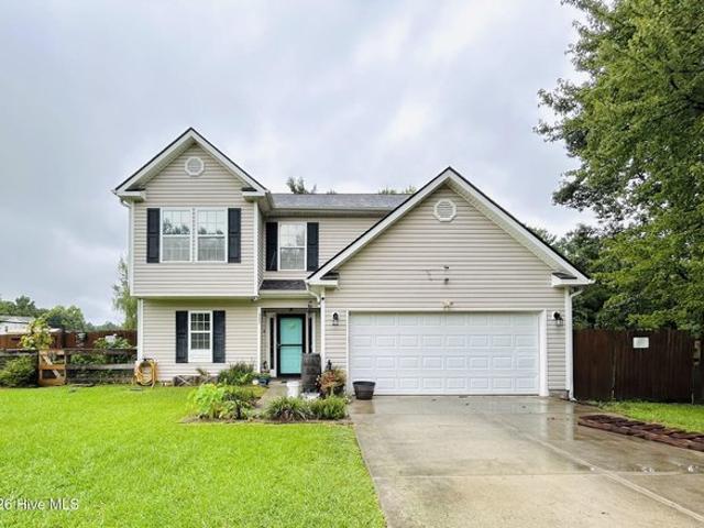 305 Vito Ct, Richlands, NC 28574