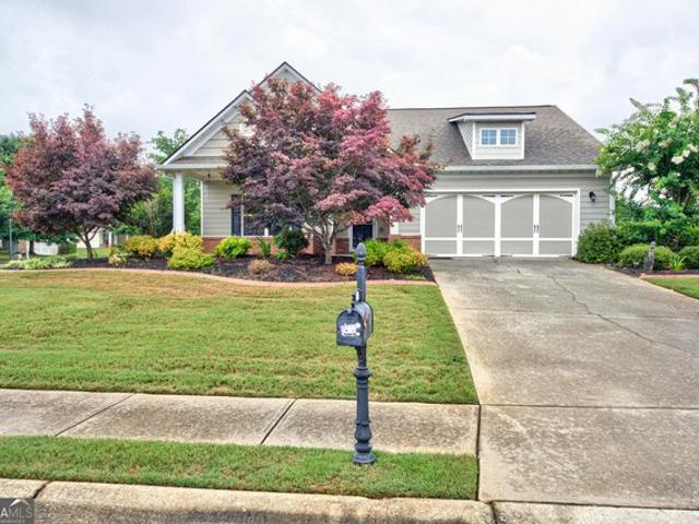 305 Victory Cir, Commerce, GA 30529