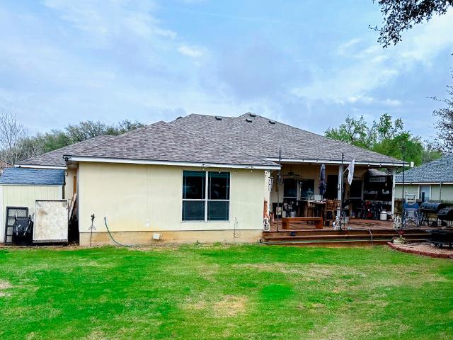 305 Yorktown, Pleasanton, TX 78064 | MLS #1947