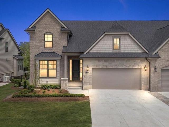 3064 Claret Ln, Rochester Hills, MI 48309