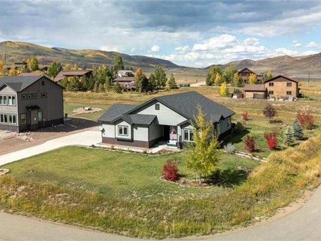 30650 Reinsman Ct, Oak Creek, CO 80467