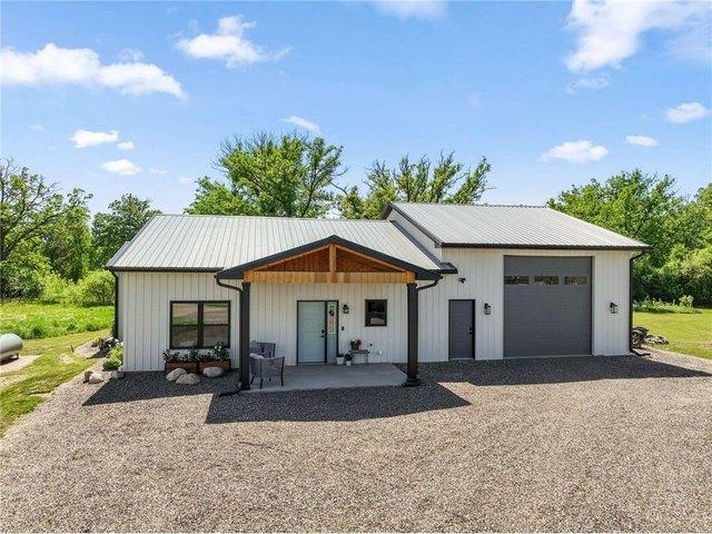 30658 Jodrell St NE, Cambridge, MN 55008