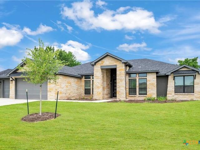 3065 Bella Vita Dr, Nolanville, TX 76559