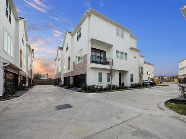 3065 Hicks St, Houston, TX 77007